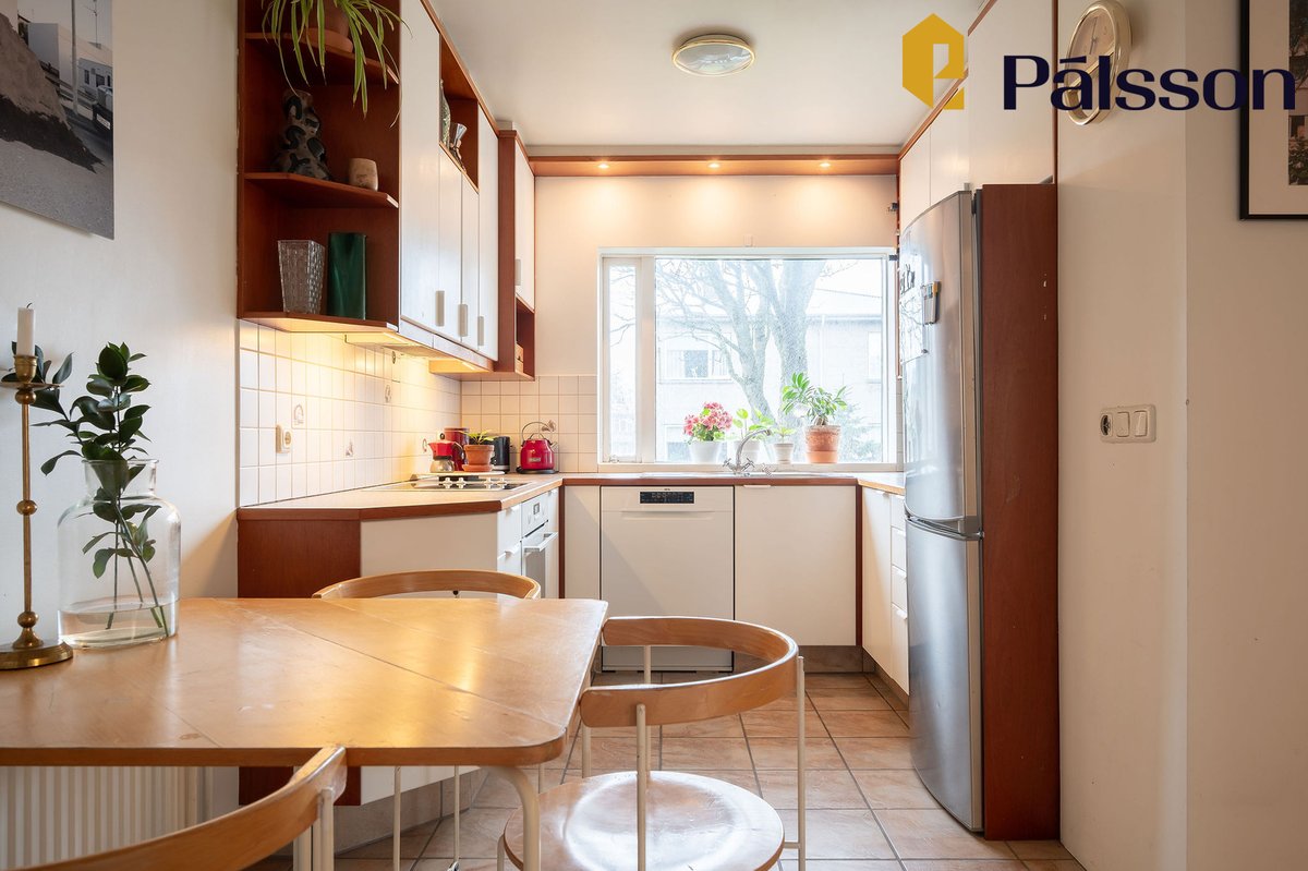 Joey Christ selur gullfallega íbúð í Norðurmýrinni