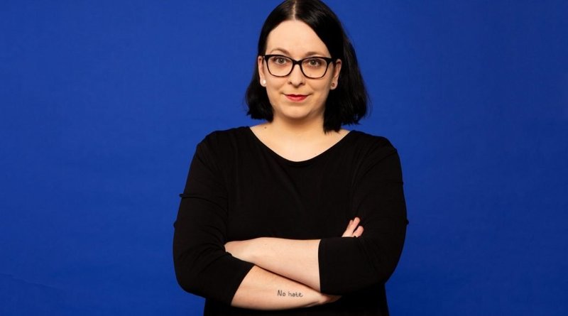 Sema fær ógeðfelld skilaboð